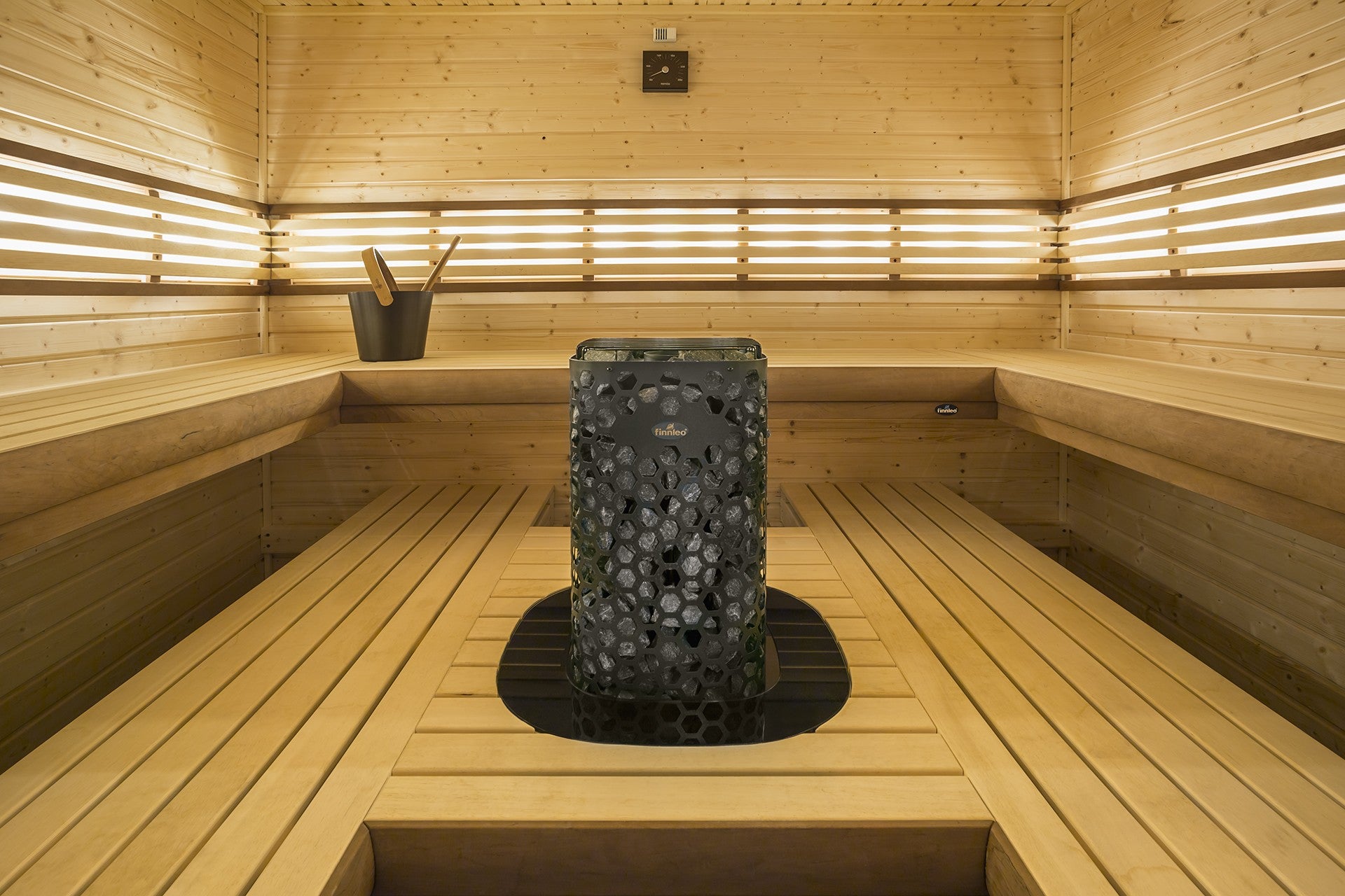 Home | Revive Spas and Saunas